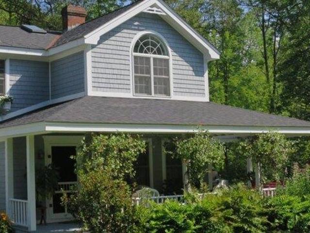 4 bedroom, Winterport ME 04496 LS103038093