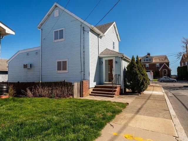 4 bedroom, Winthrop MA 02152 102445479