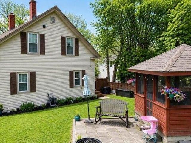 4 bedroom, Wiscasset ME 04578 105106397
