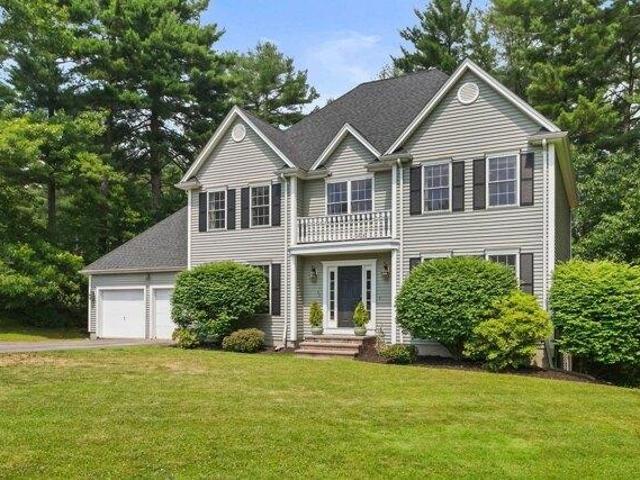 4 bedroom, Wrentham MA 02093 104298135