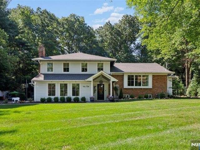 4 bedroom, Wyckoff NJ 07481 104607783