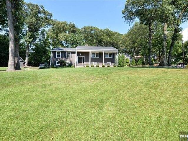 4 bedroom, Wyckoff NJ 07481 104898340
