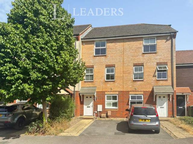 4 Bedroom Town House