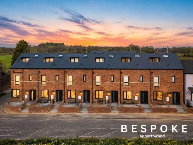 4 Bedroom Town House