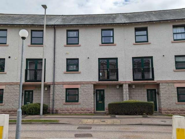 4 Bedroom Town House