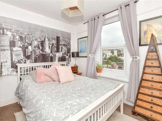 4 Bedroom Town House