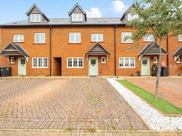 4 Bedroom Town House