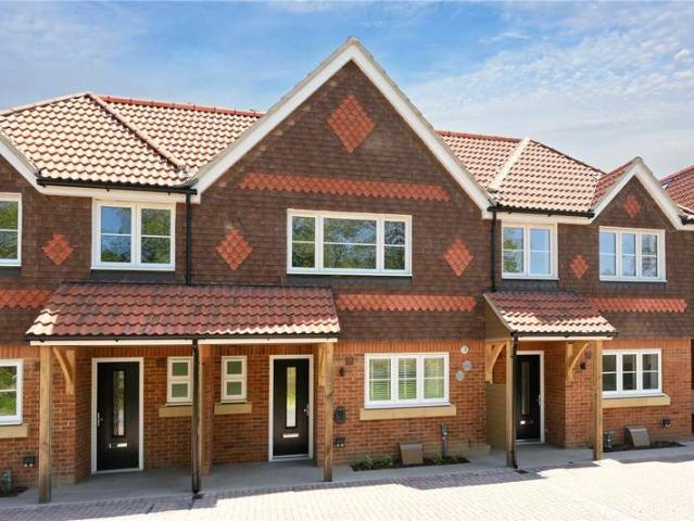 4 Bedroom Town House