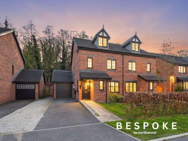 4 Bedroom Town House