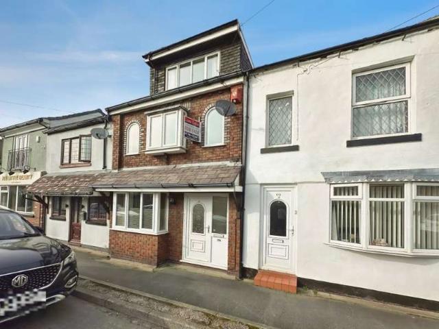 4 Bedroom Town House