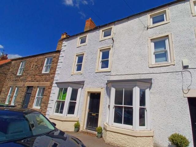 4 Bedroom Town House