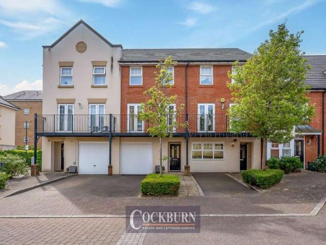 4 Bedroom Town House