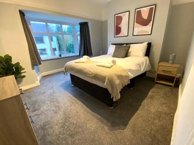 4 bedroom Town house To Let