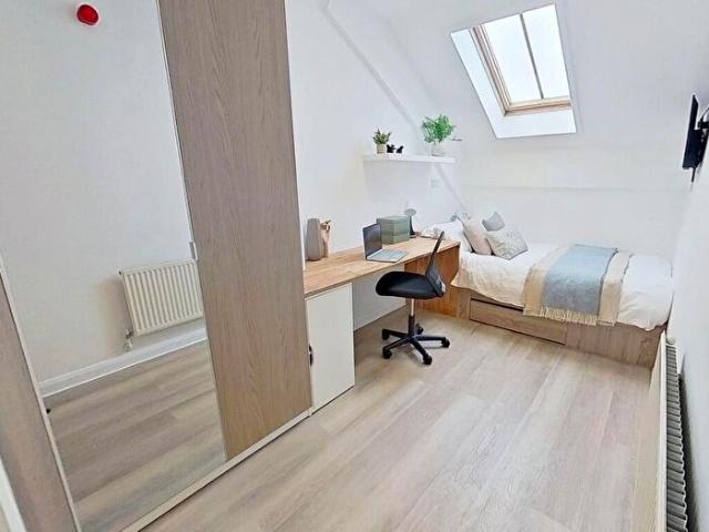 4 Bedroom Town House To Rent In Mansfield Road, Nottingham, NG1