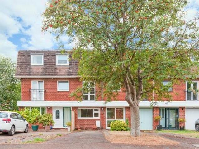4 Bedroom Town House To Rent In St Amand Drive, Abingdon, OX14