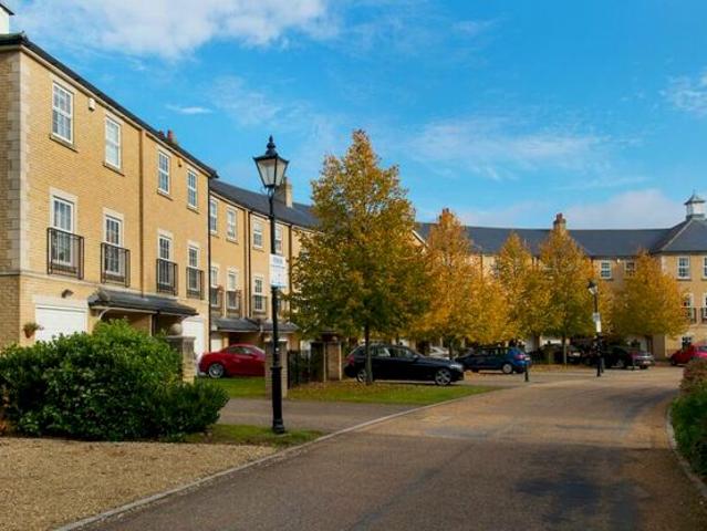 4 Bedroom Town House To Rent In The Crescent, Mandelbrote Drive, Littlemore, Oxford, OX4