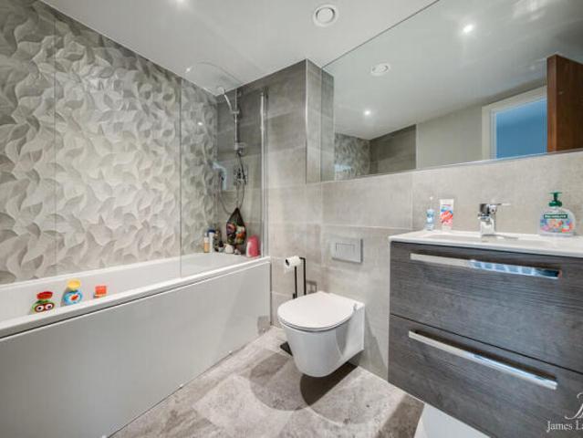 4 bedroom town house for sale in Tenby Street South, Jewellery Quarter, Birmingham City Centre, B1