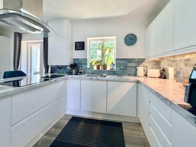 4 bedroom town house for sale in The Piazza, Eastbourne, BN23 5TG, BN23