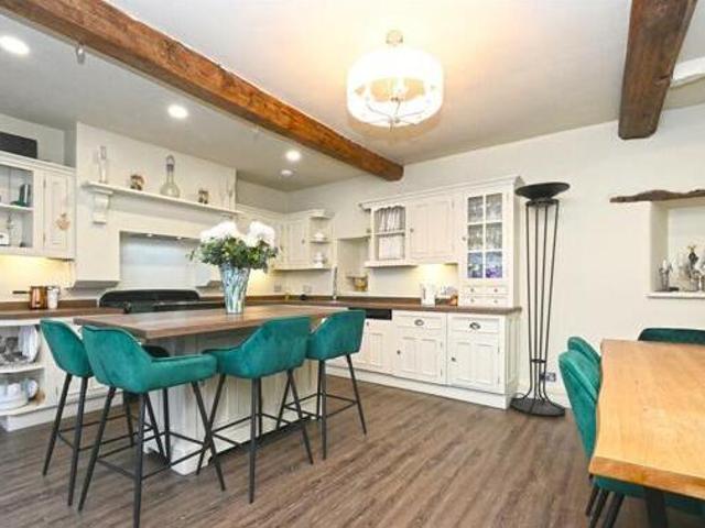 4 Bedroom Town House For Sale In Tideswell