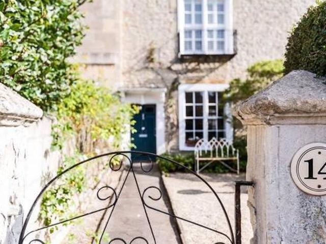 4 bedroom town house for sale in Trafalgar Road Bath BA1 BA1