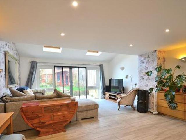 4 Bedroom Town House For Sale In Walkern