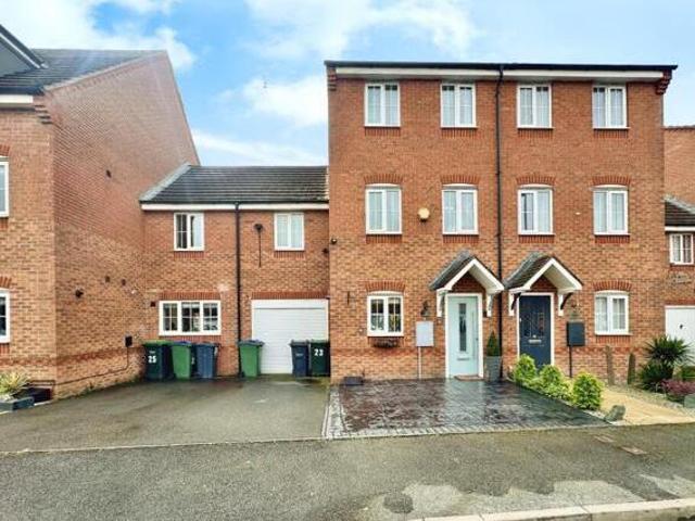 4 Bedroom Town House For Sale In Wednesbury