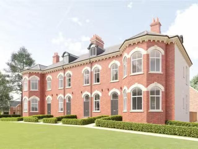 4 bedroom town house for sale in Whitcliffe Lane, Ripon, North.