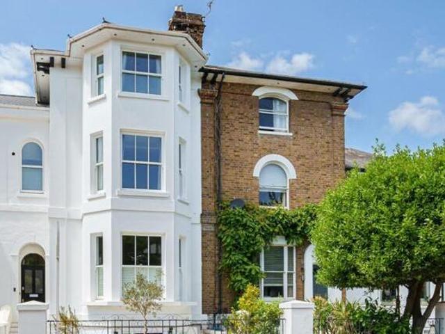 4 Bedroom Town House For Sale In Windsor