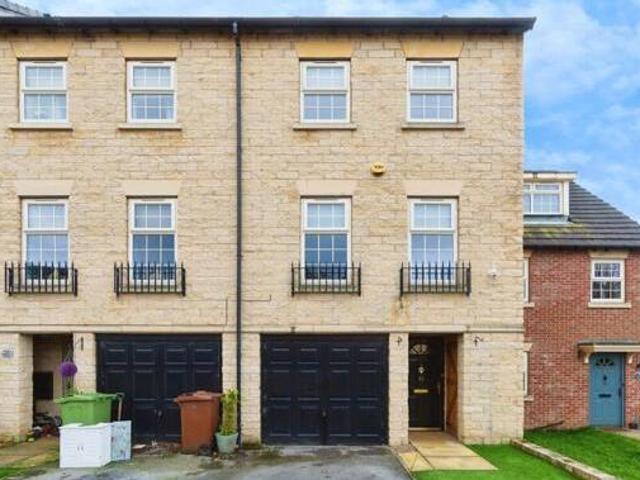 4 Bedroom Town House For Sale In Woolley Grange
