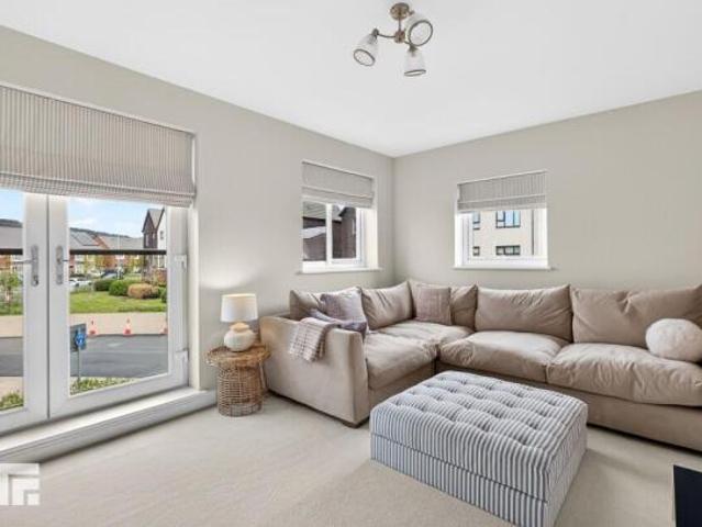 4 bedroom town house for sale in Y Deri Duon, Lisvane, Cardiff CF14 0AA, CF14