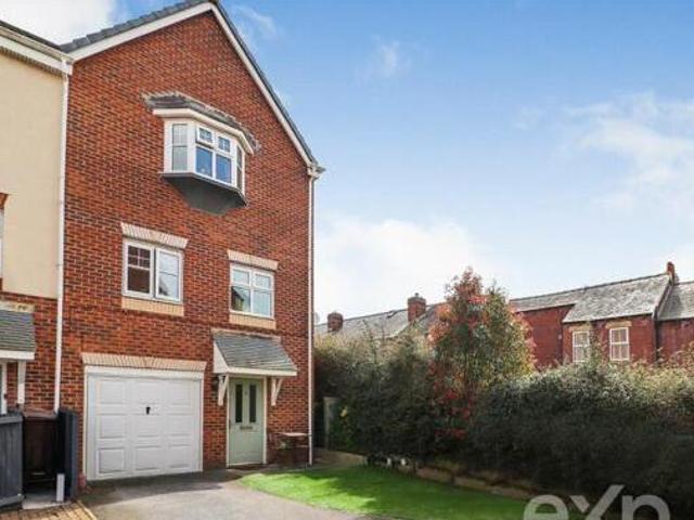 4 Bedroom Town House For Sale In Ackworth
