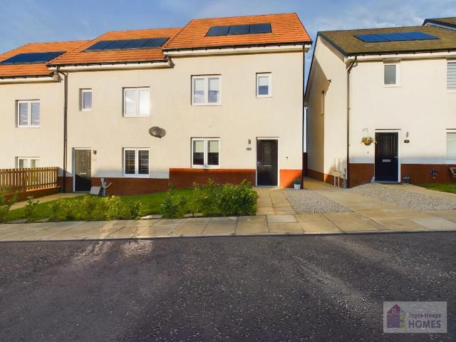 4 bedroom town house for sale in Ardcrags Terrace, Jackton, East Kilbride, G75