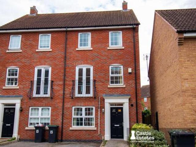 4 Bedroom Town House For Sale In Beeston