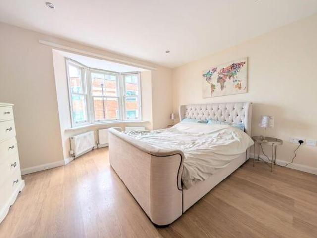 4 bedroom town house for sale in Broad Street, Old Portsmouth, PO1
