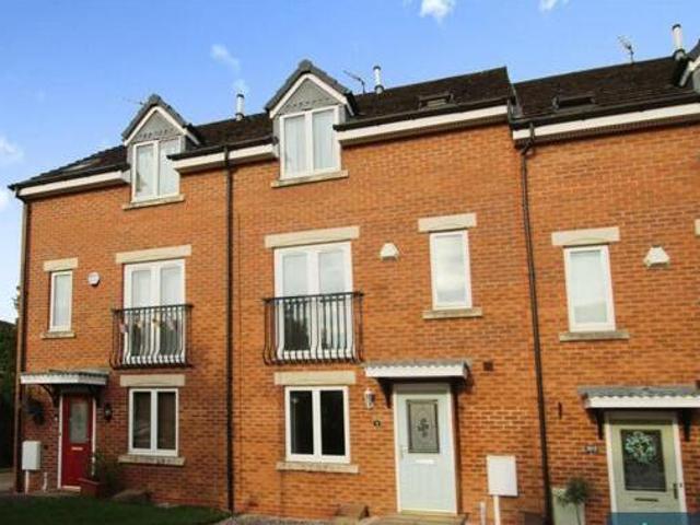 4 Bedroom Town House For Sale In Burbage
