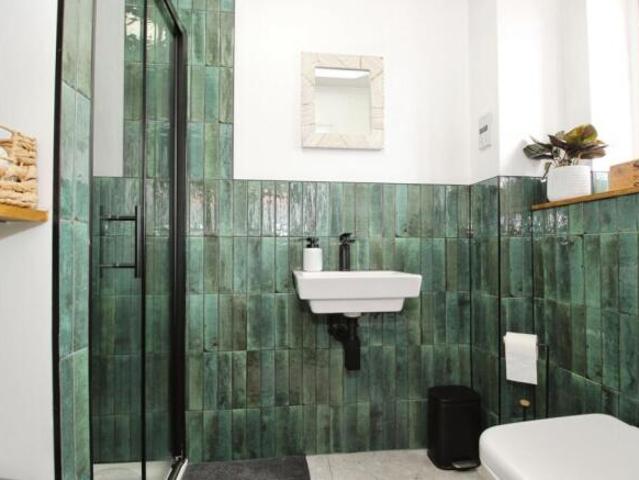 4 bedroom town house for sale in Buttercup Way, Bradford, BD11