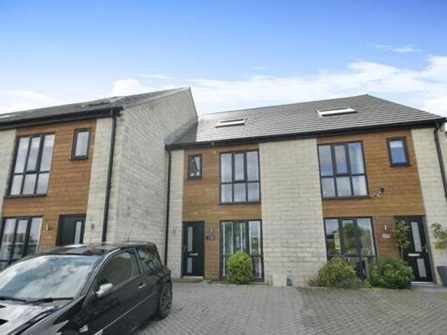 4 Bedroom Town House For Sale In Buxton