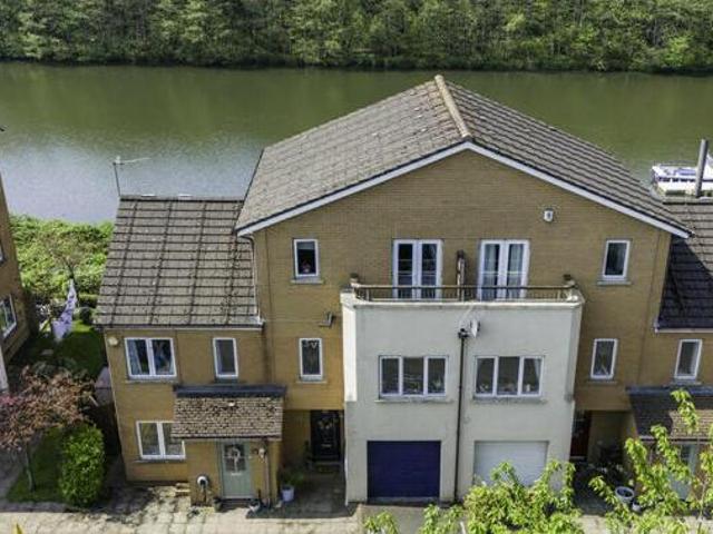 4 Bedroom Town House For Sale In Cardiff Bay