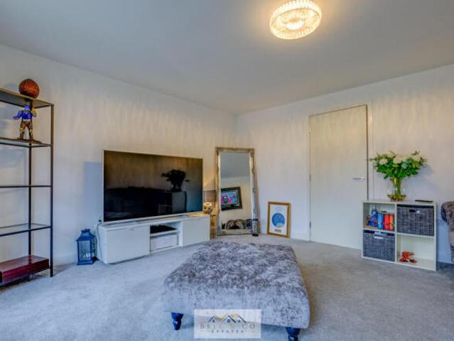 4 bedroom town house for sale in Carlton Gate Drive, Kiveton Park, Sheffield, S26