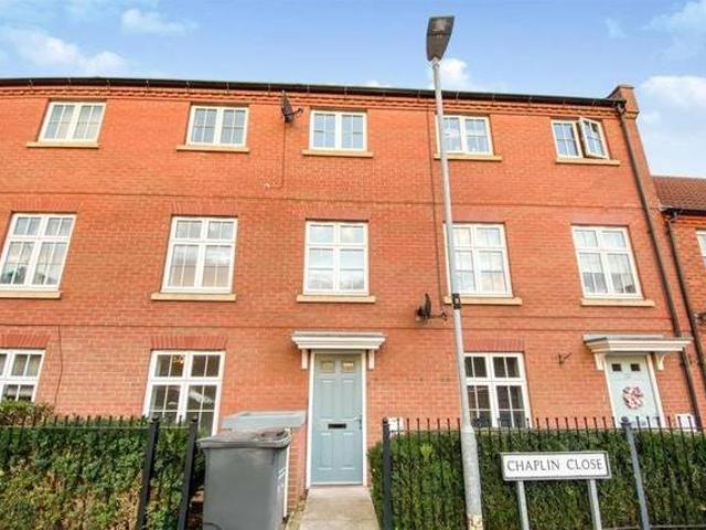 4 bedroom town house for sale in Chaplin Close Sileby Loughborough LE12