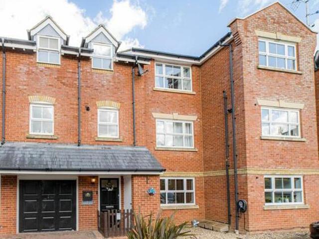 4 Bedroom Town House For Sale In Chartham