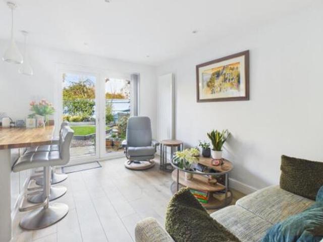 4 bedroom town house for sale in Church Road, Churchdown, Gloucester, GL3