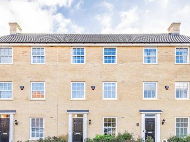 4 bedroom town house for sale in Coot Drive Sprowston NR7
