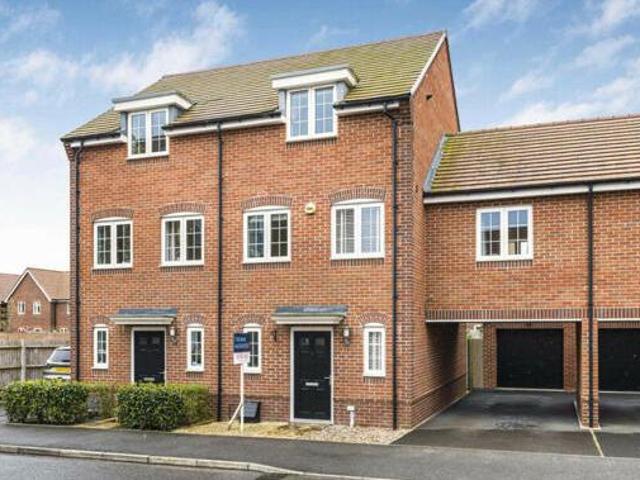 4 Bedroom Town House For Sale In Didcot