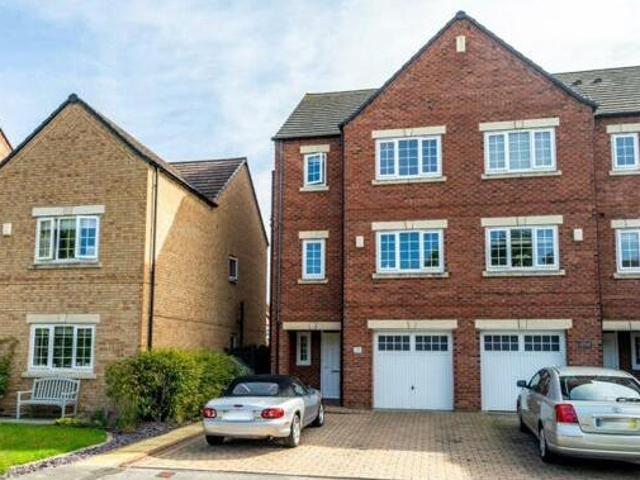 4 Bedroom Town House For Sale In Dringhouses