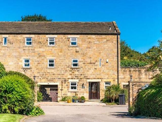 4 Bedroom Town House For Sale In Eccup Lane, Adel