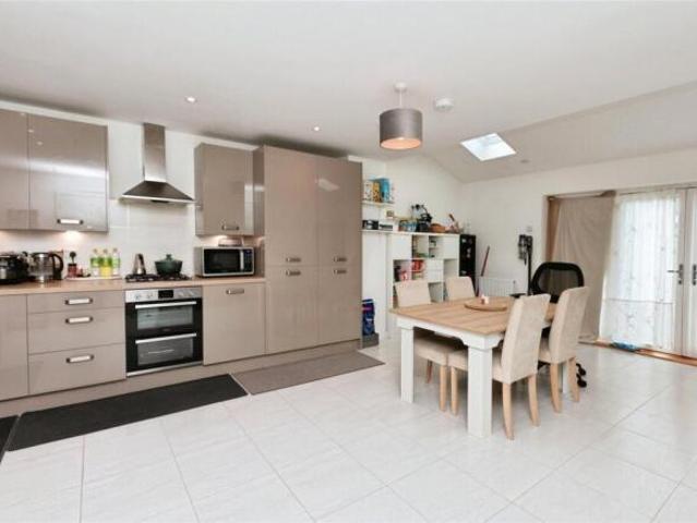 4 bedroom town house for sale in East Siding, Basingstoke, Hampshire, RG24
