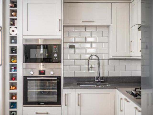 4 bedroom town house for sale in Eastern Villas Road, Southsea, PO4
