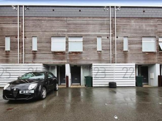 4 Bedroom Town House For Sale In Electric Wharf