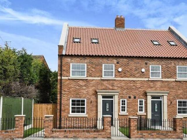 4 Bedroom Town House For Sale In Elkesley